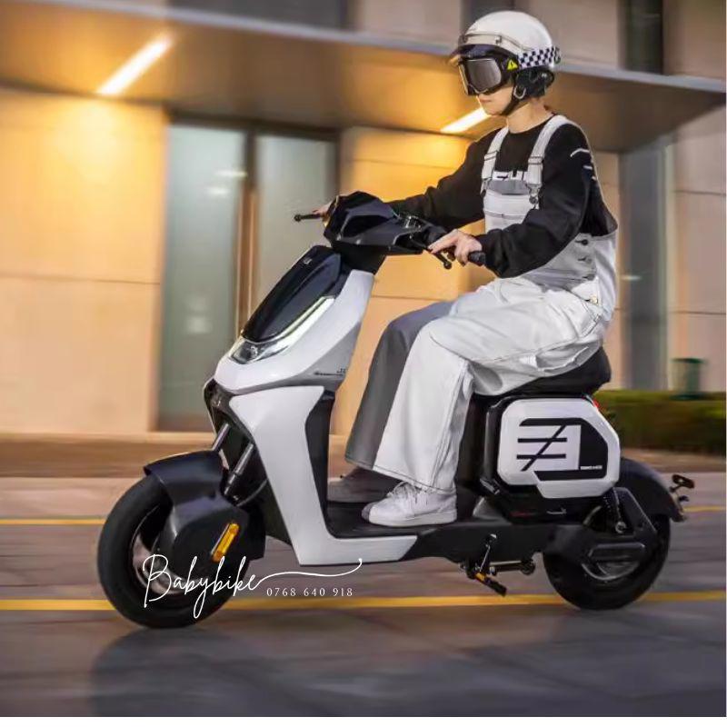 Xe Điện Zeeho AE2 Mạnh Mẽ Cá Tính